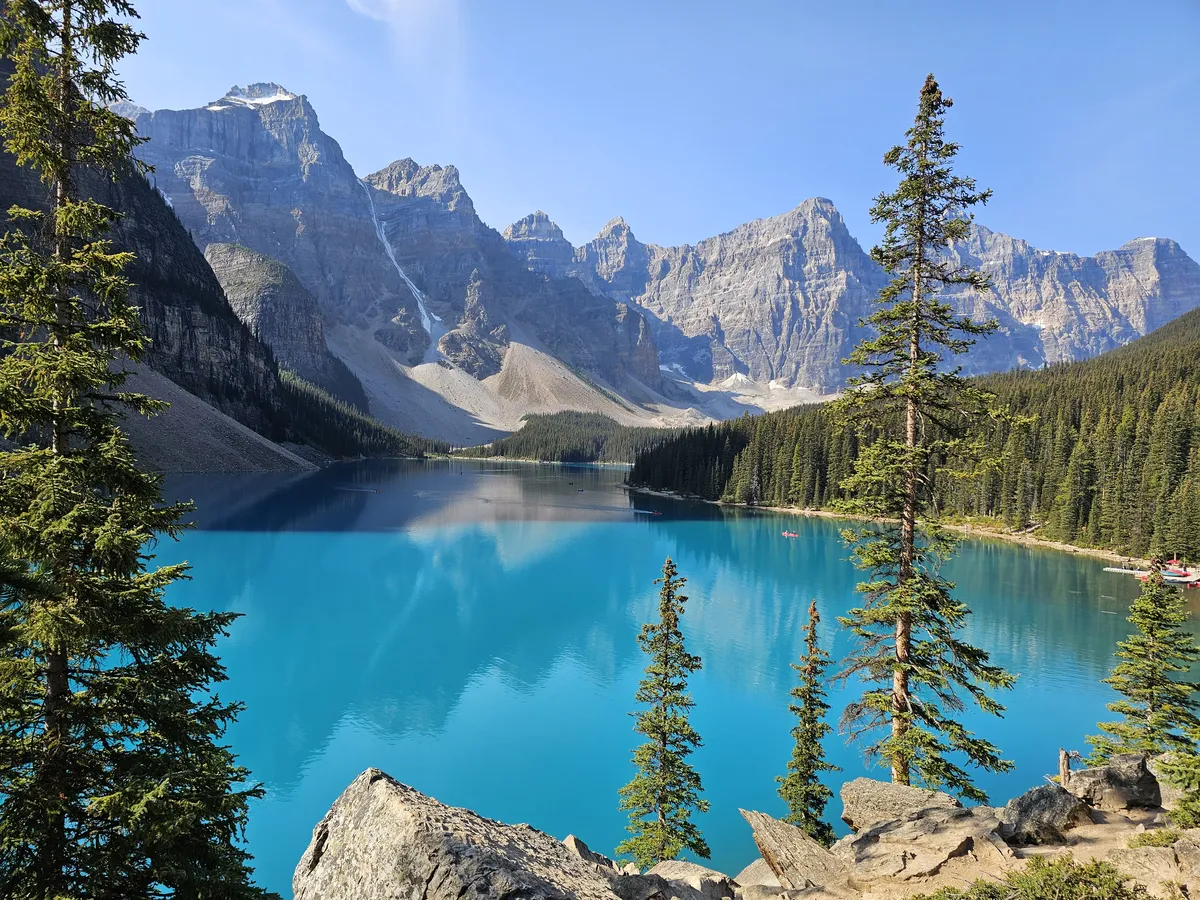 Moraine Lake Sunrise Tour — Shooting Star Travel